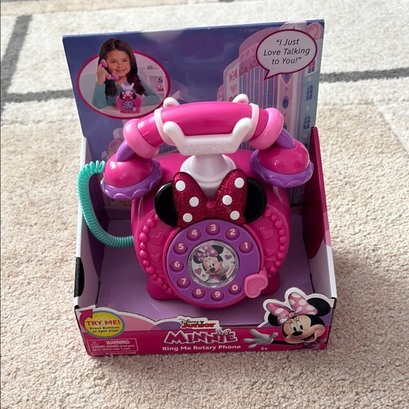 Disney | Toys | Nwt Disney Junior Minnie Mouse Ring Me Rotary Phone ...